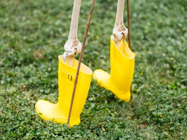 Funny Skeleton Poses For Halloween Decorating | Ideas for Posable and ...