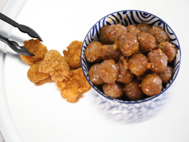 Easy Party Appetizer Sample Board Ideas | HGTV