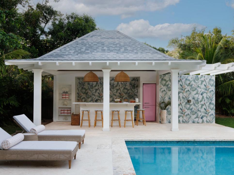 Photos | Angela Harris | HGTV