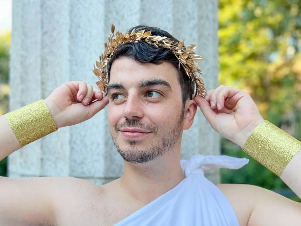 How To Tie A Bedsheet Into A Toga Costume Hgtv
