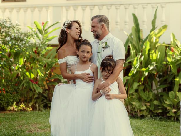 Steph Sitt and Luke Shantz Bio | HGTV