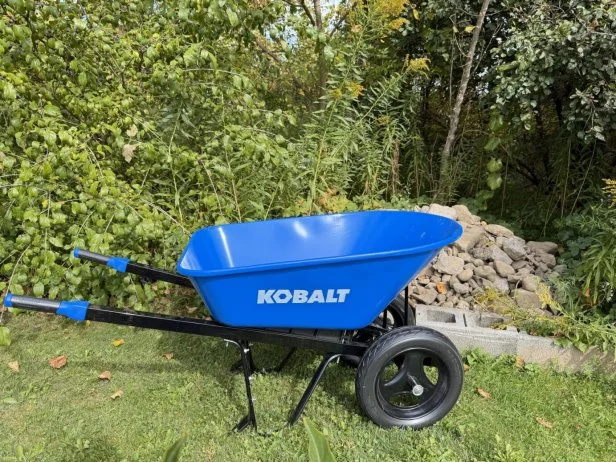 5 Best Wheelbarrows 2026 Reviewed Hgtv