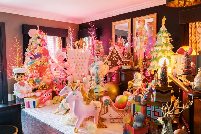 See the Craziest Collections From 'Hoarding for the Holidays' | HGTV