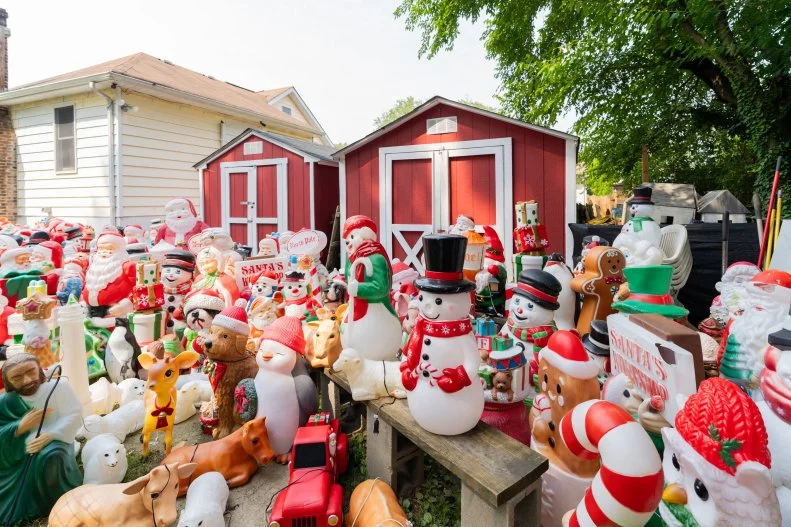 See the Craziest Collections From 'Hoarding for the Holidays' | HGTV