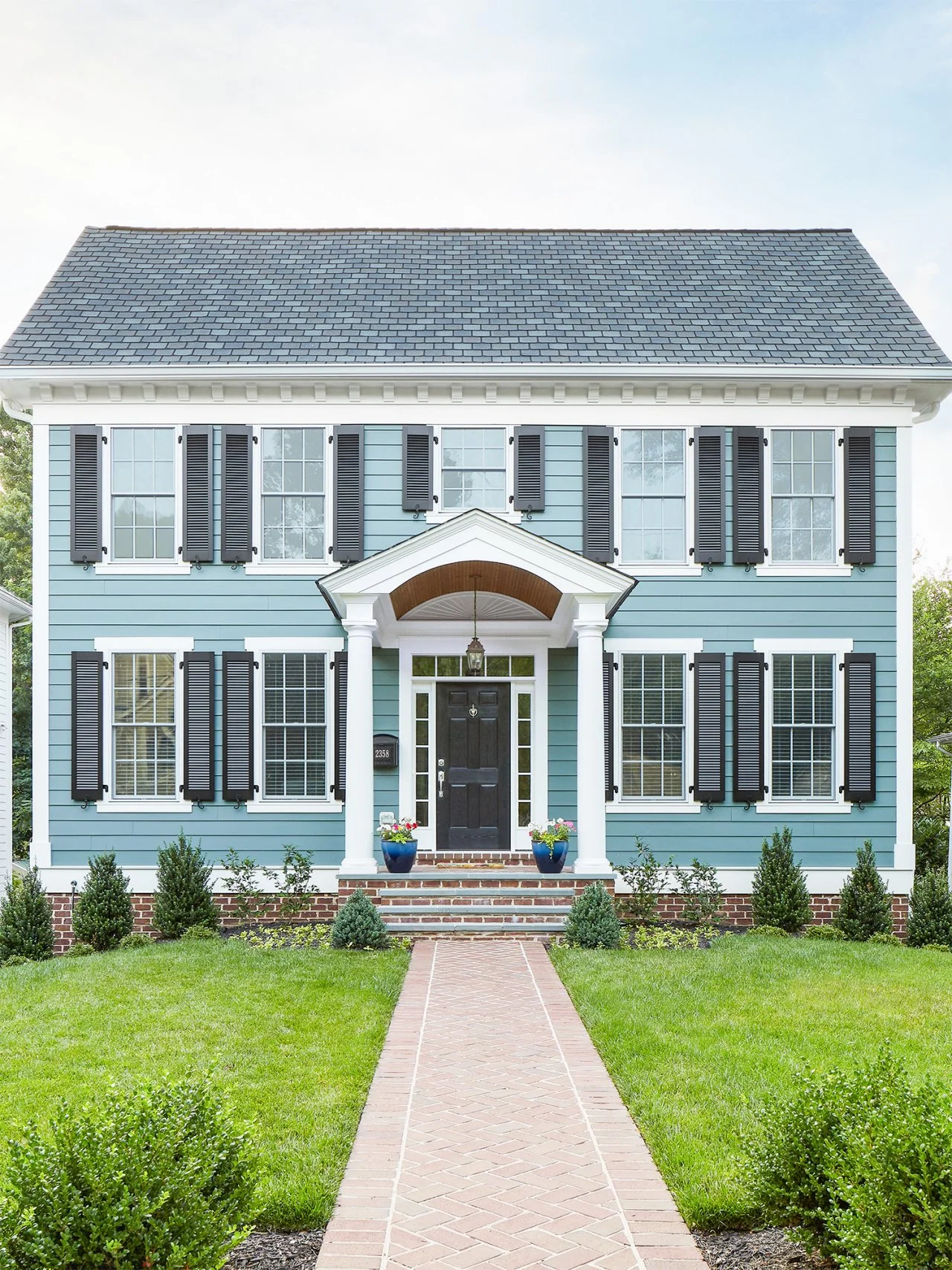 Blue House Color Combinations