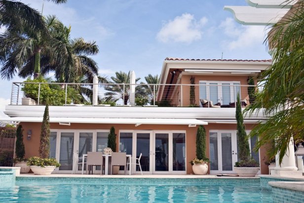 10 Incredible Beach House Rentals the Whole Family Will Love | HGTV