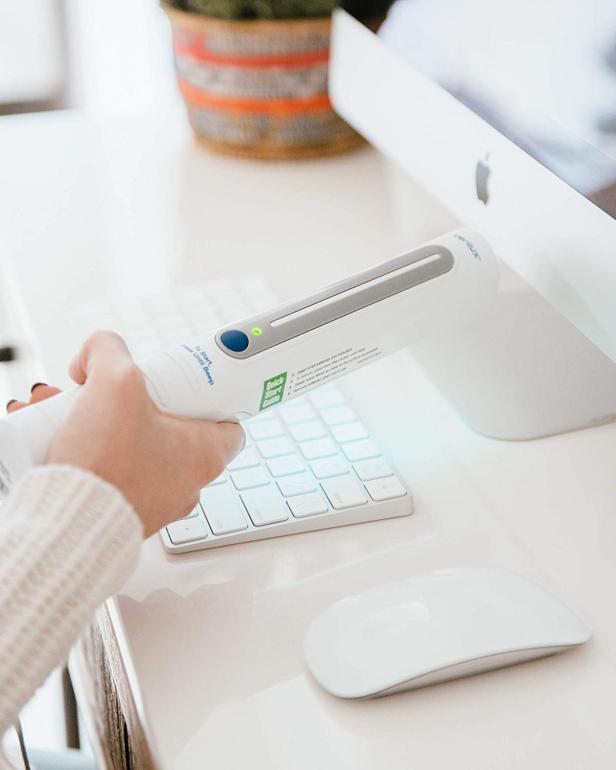 Best Products for Cleaning Your Cellphone | HGTV