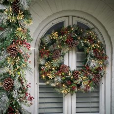 The Best Holiday Decorations From Frontgate in 2021 | HGTV