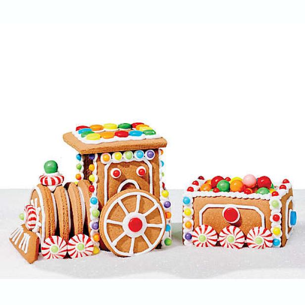 The Best Gingerbread House Kits 2021 | HGTV