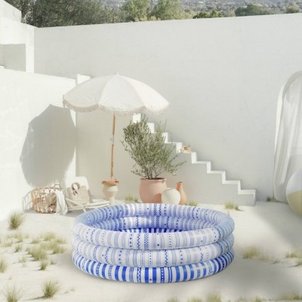 Minnidip Pools Are the Perfect Inflatable Pools for Adults | Decor ...