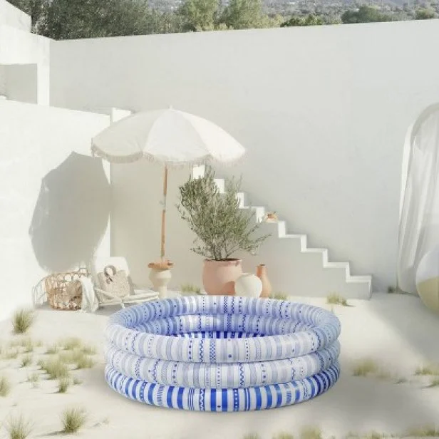 Minnidip Pools Are the Perfect Inflatable Pools for Adults | HGTV