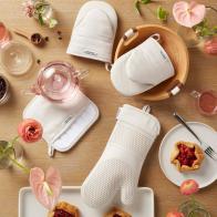 How to Use Glass Cutter Tools to Cut Glass and Bottles | HGTV