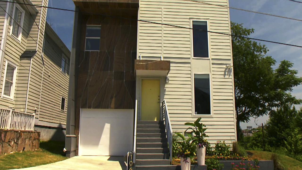 Boxy Modern Makeover Video | HGTV