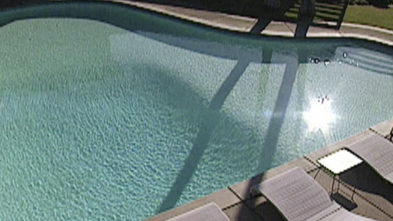 Frank Sinatra's Piano Pool Video | HGTV