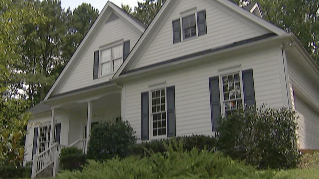Atlanta Pair Needs More Space Video | HGTV